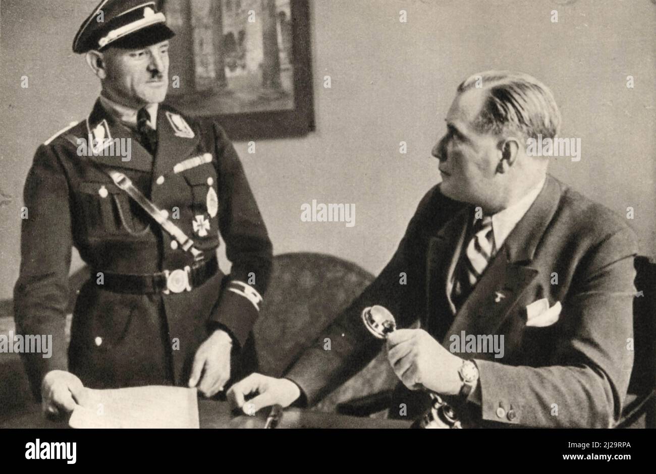 Adolf Hitler (* 20 April 1889 in Braunau am Inn) (â€ 30 April 1945 ...