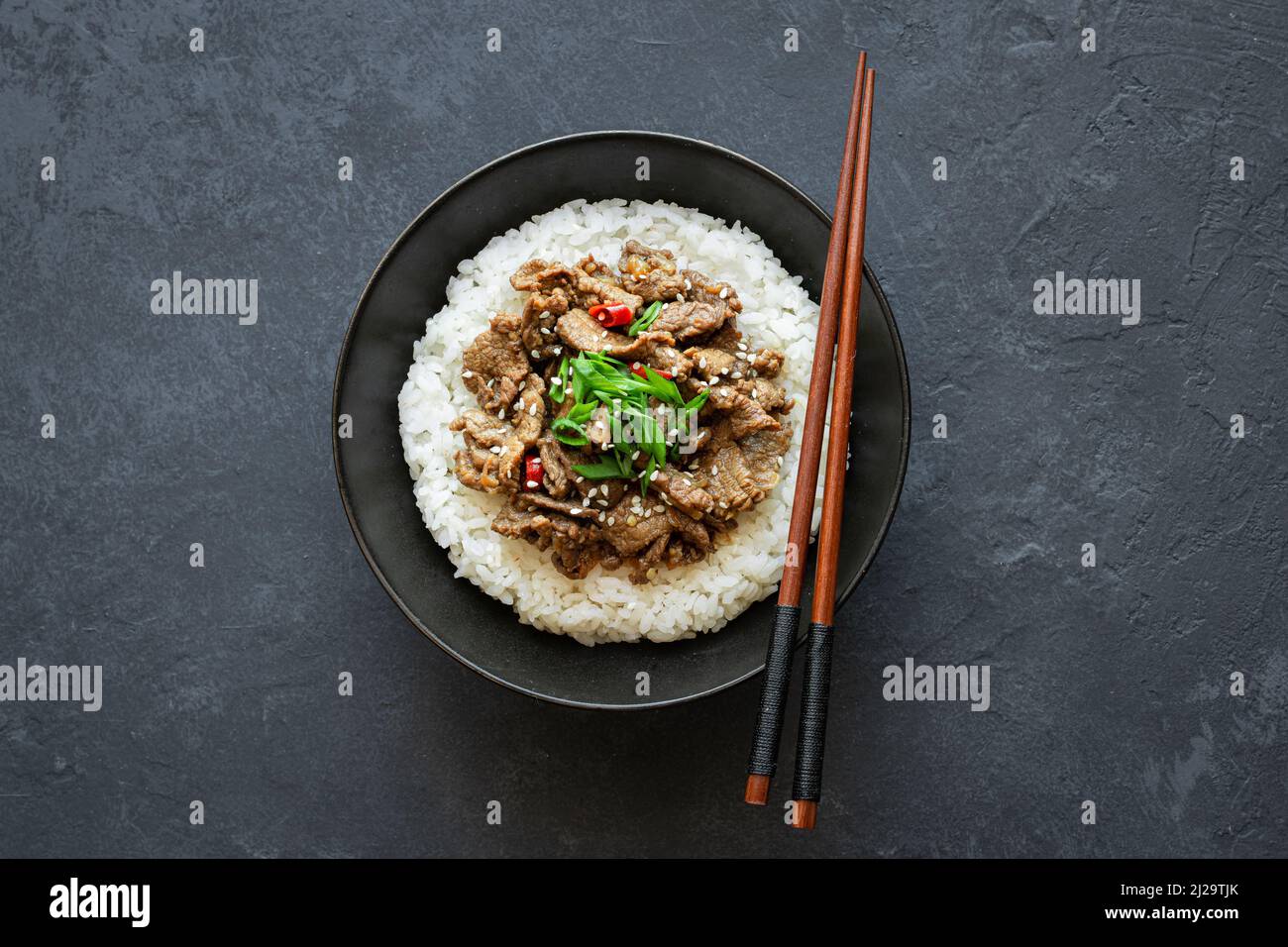 Bulgogi, traditional korean food Stock Photo - Alamy