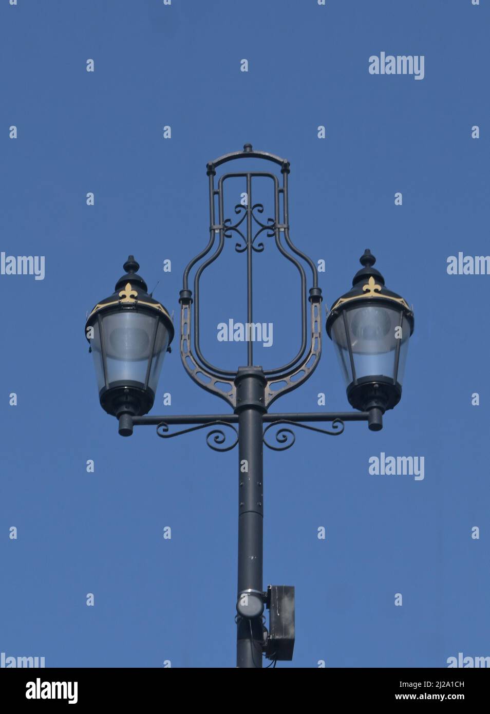 Decorative street light hi-res stock photography and images - Alamy