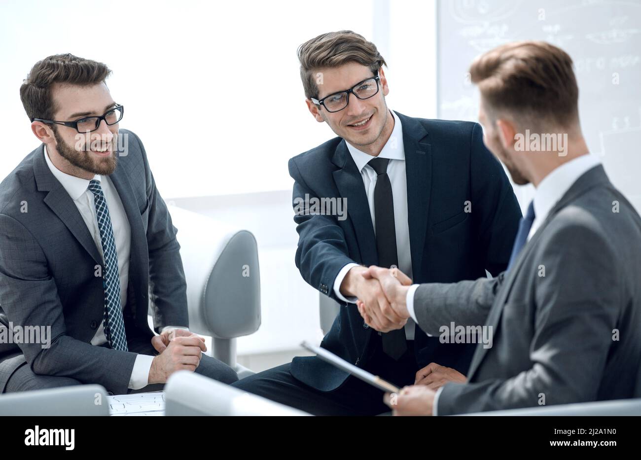 business handshake business partners Stock Photo - Alamy