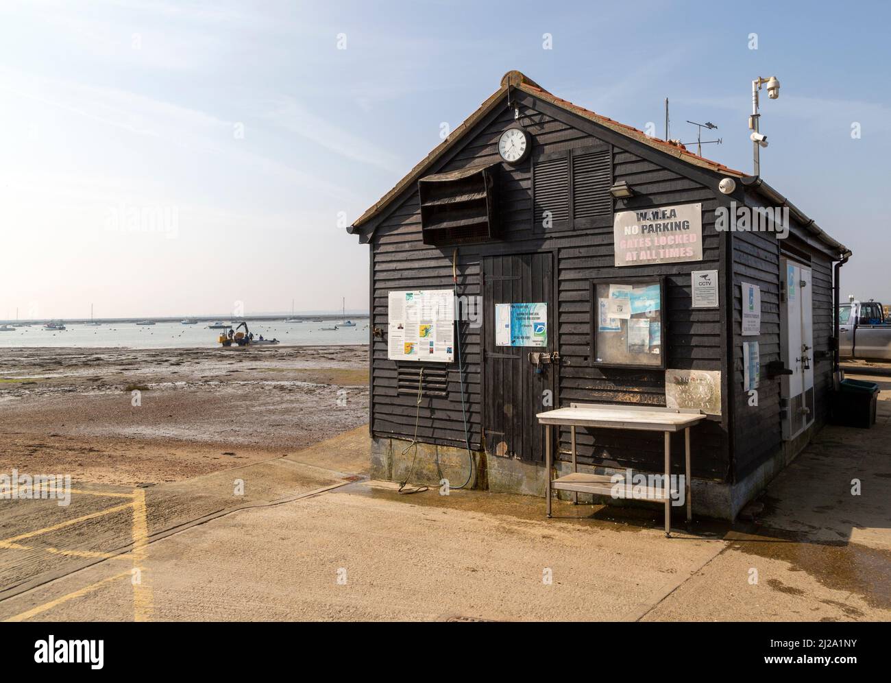 Low tide on River Blackwater estuary, West Mersea, Mersea Island, Essex ...