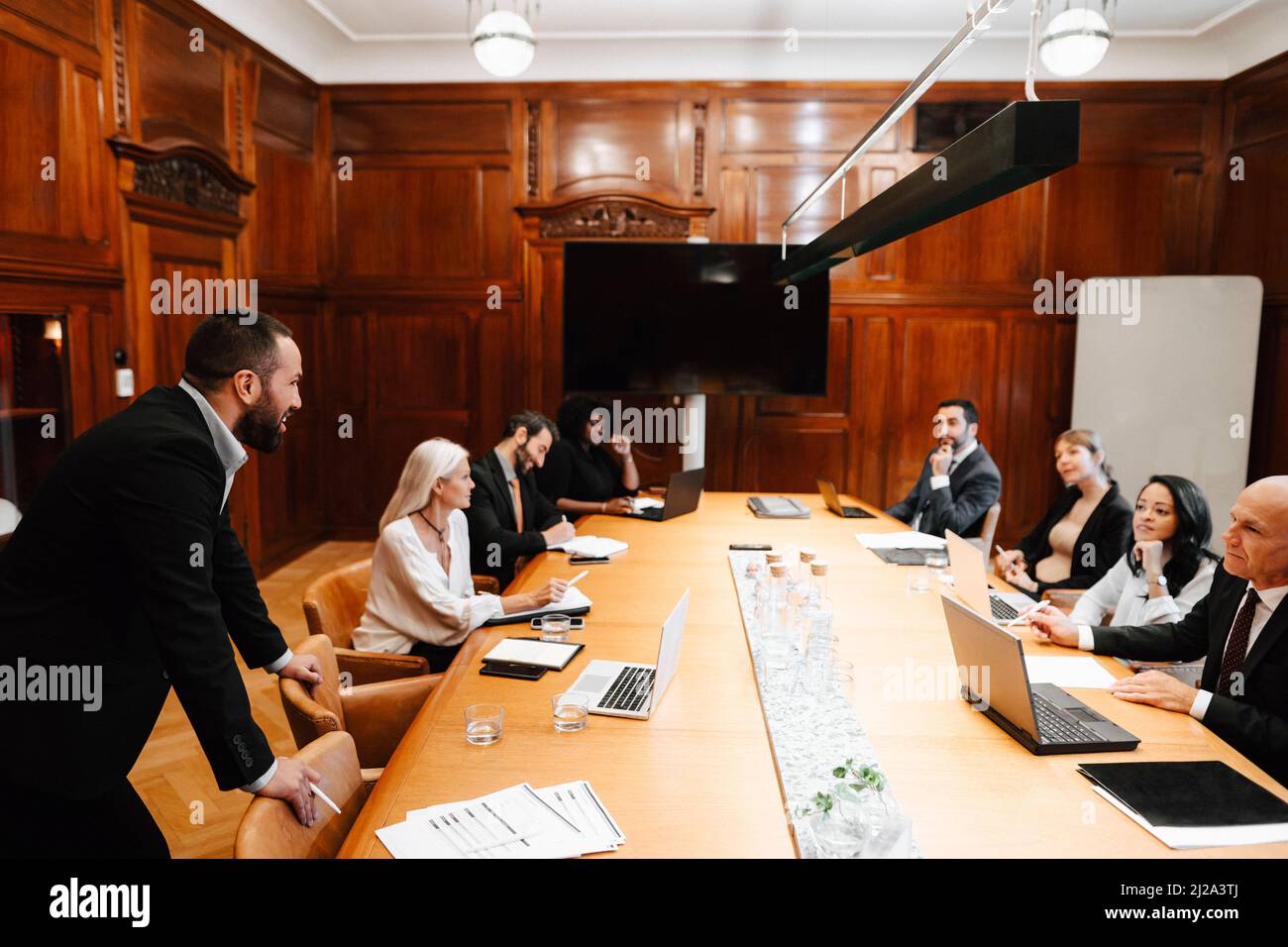 Female african american conference room hi-res stock photography and ...