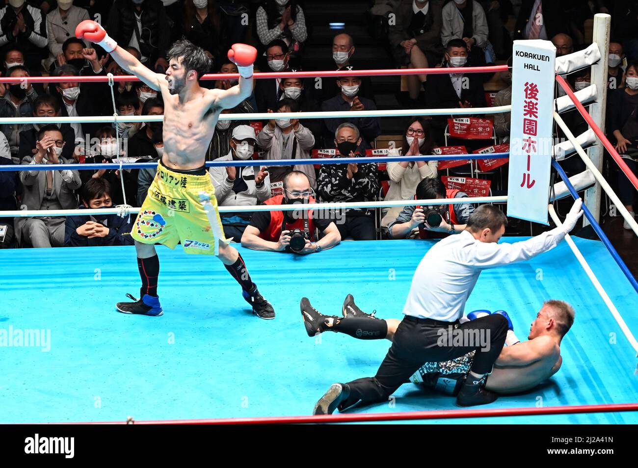 Zirolian Riku celebrates celebrates after beating Yuichiro Kasuya in ...