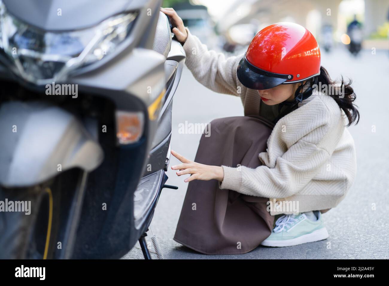 Indonesian girl helmet woman hi-res stock photography and images - Alamy