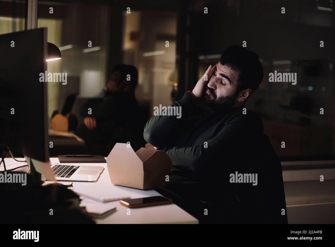 Overtime work hi-res stock photography and images - Alamy