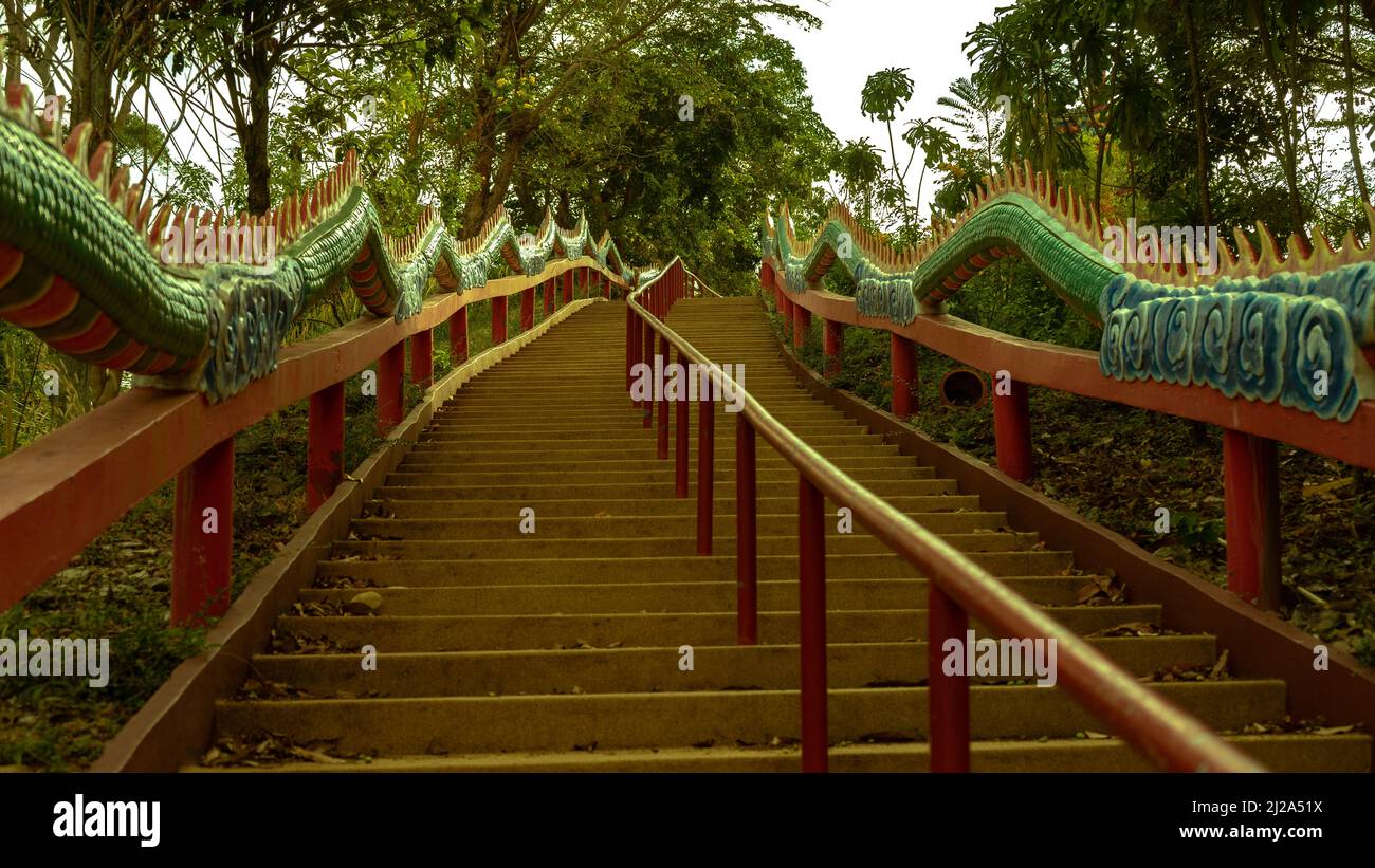 Doi suthep staircase hi-res stock photography and images - Alamy
