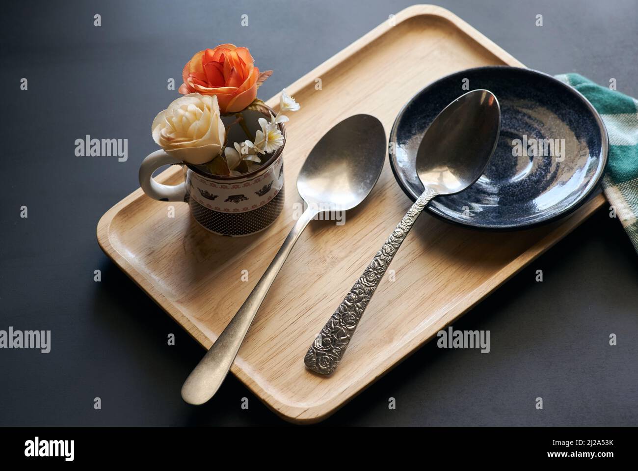 The crockery on the wooden tray Stock Photo - Alamy