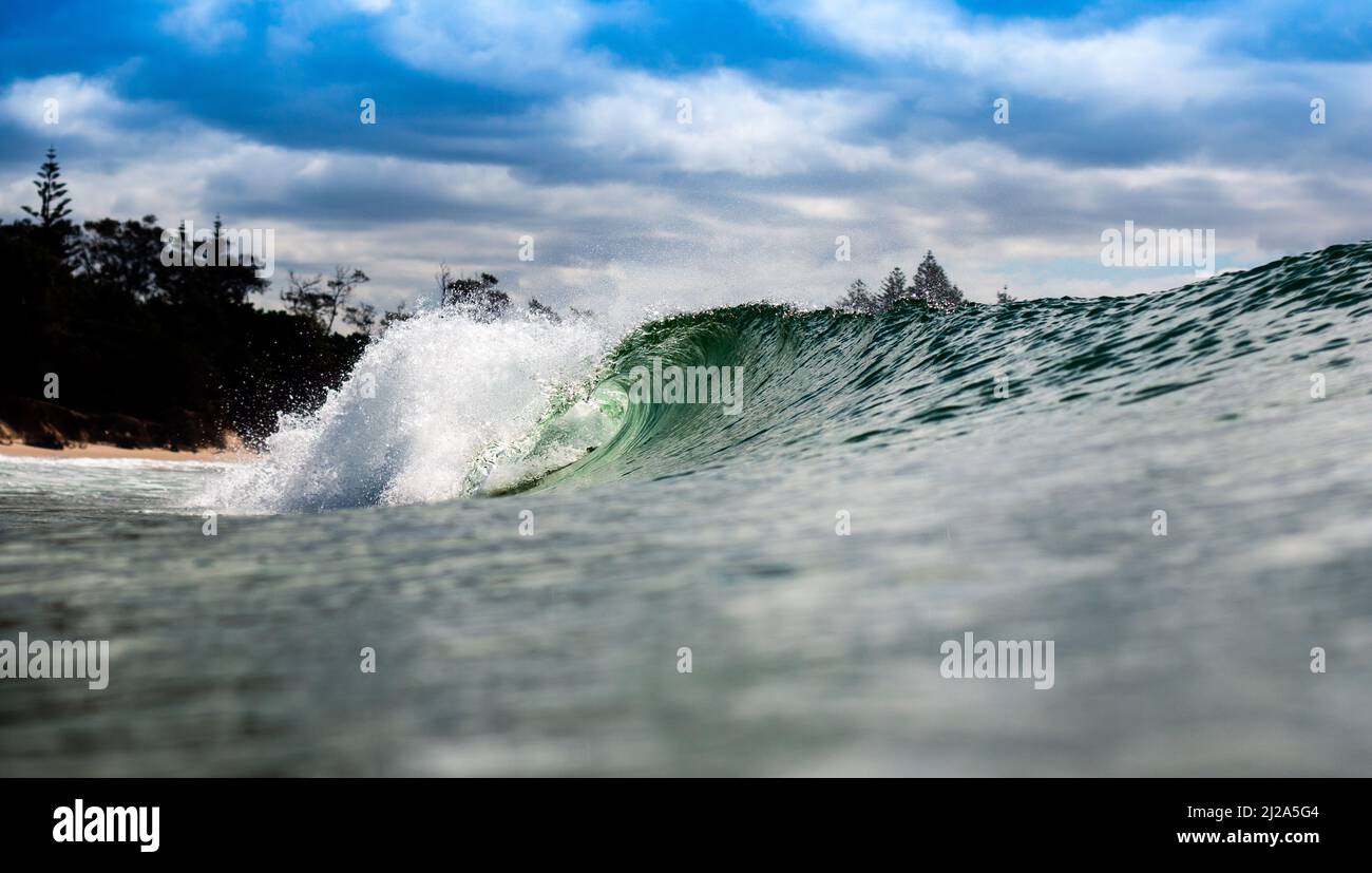 wave gones alon 2 Stock Photo - Alamy