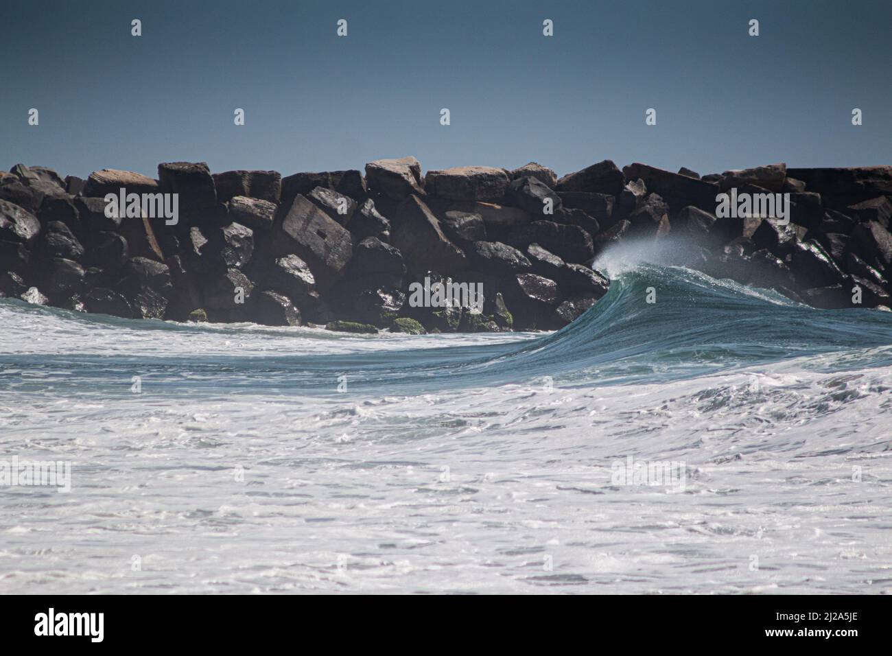 Wave sequence hi-res stock photography and images - Alamy