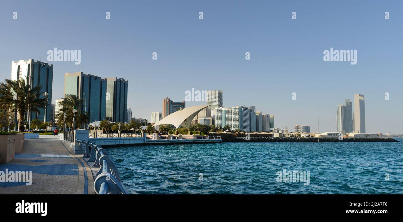 The beautiful waterfront promenade along the Corniche in Abu Dhabi ...