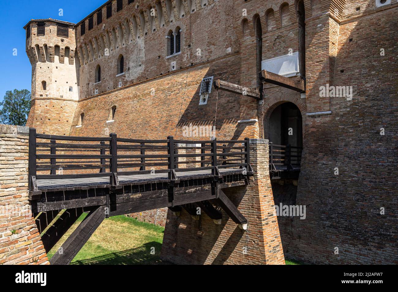 Castello di gradara hi-res stock photography and images - Alamy