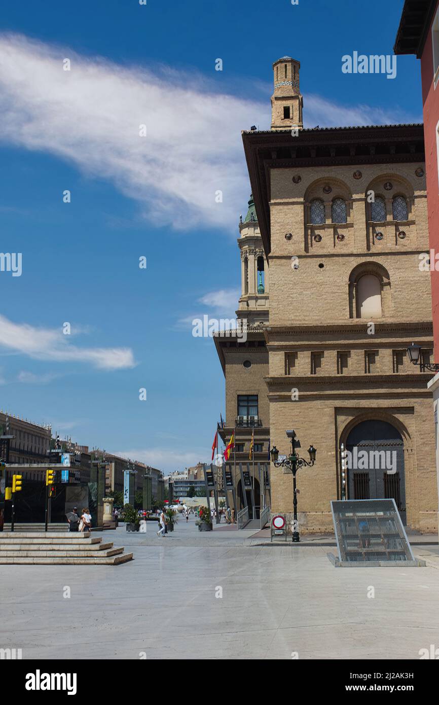 The majestic plaza de Nuestra Señora del Pilar (Plaza of Our Lady of ...