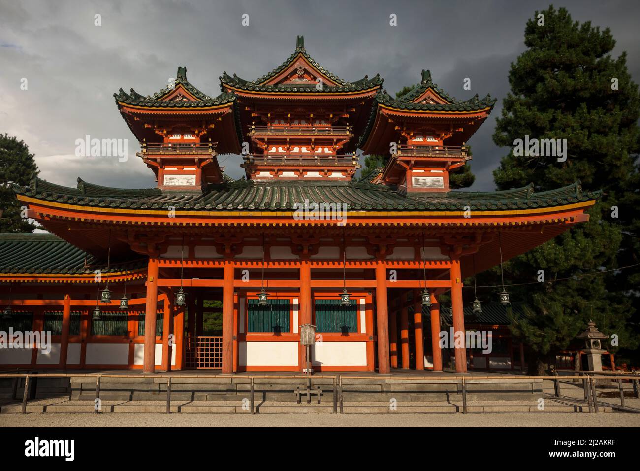 Horizontal twilight view of the Heian-jingu Shinto Shrine entrance in ...