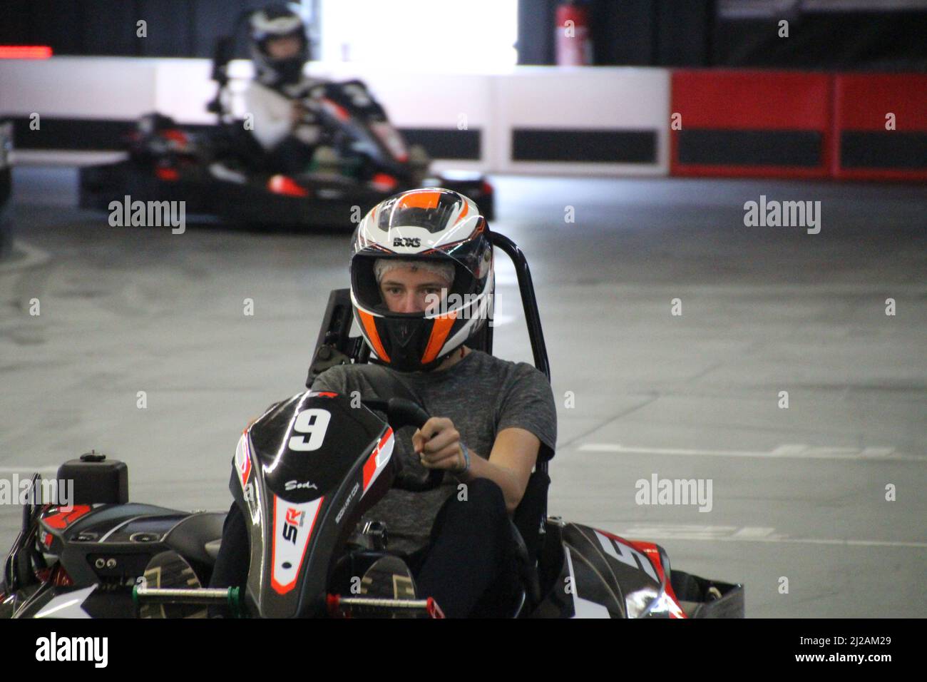 Two boys racing hi-res stock photography and images - Alamy