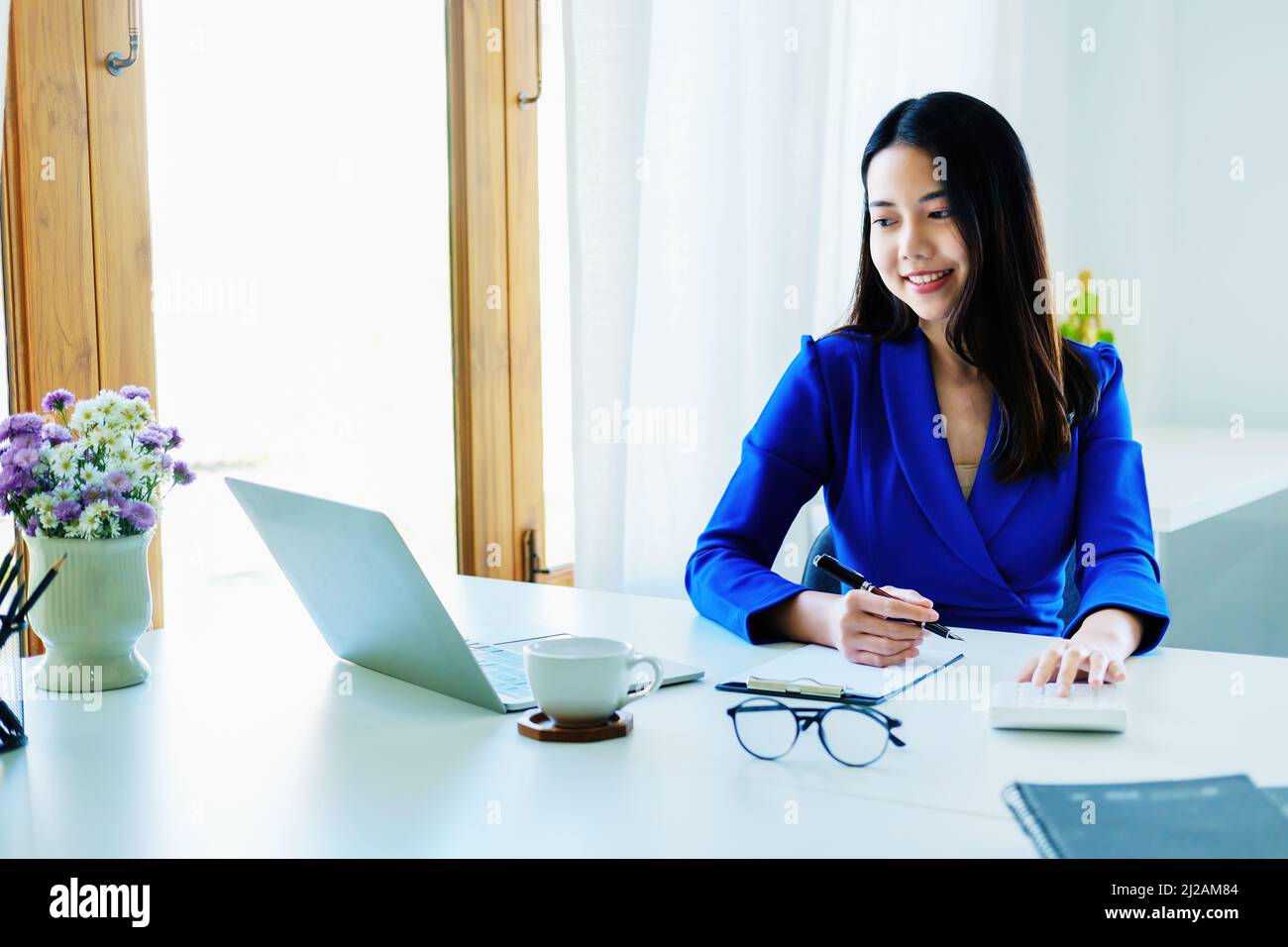 Accountants, business executives, auditors, economists, Portrait of ...