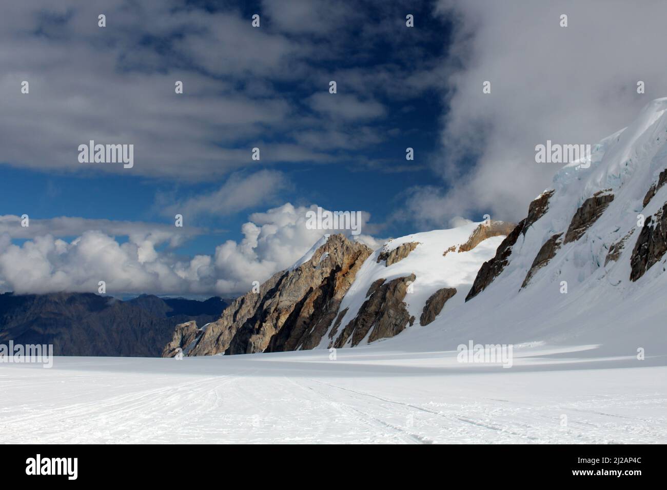Glacier at Don Sheldon Amphitheater in Denali National Park Alaska ...