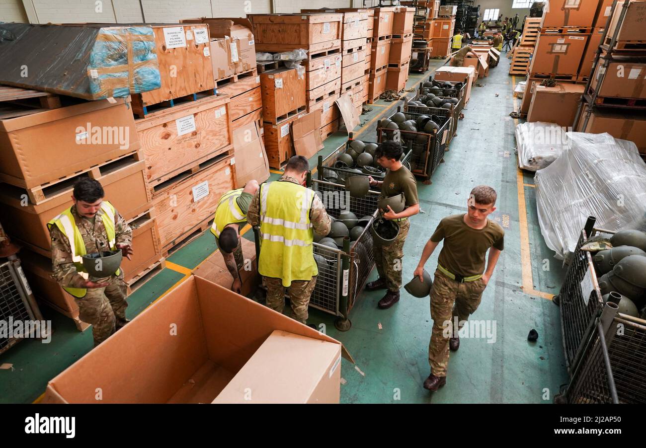 Russian army surplus hi-res stock photography and images - Alamy