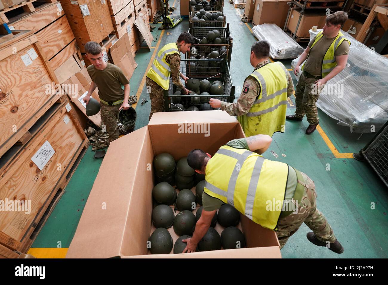 Russian army surplus hi-res stock photography and images - Alamy