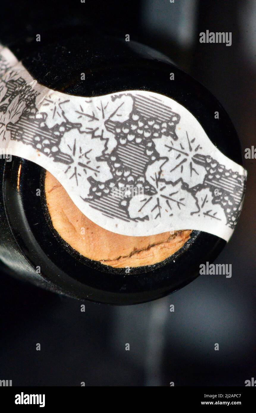 paper seal on neck of bottle of vintage port Stock Photo - Alamy