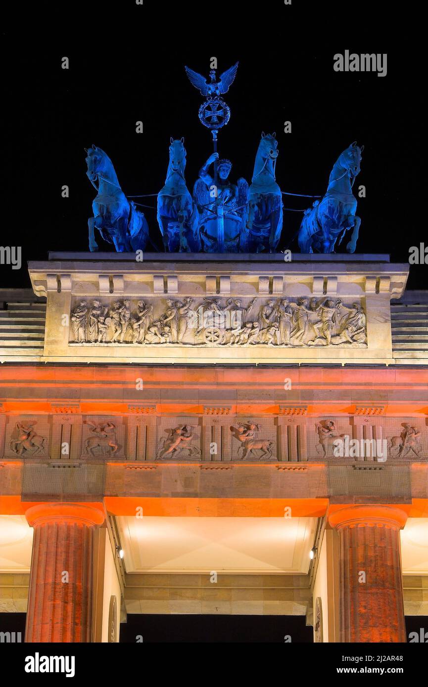 Quadriga Brandenburger Tor Stock Photo - Alamy
