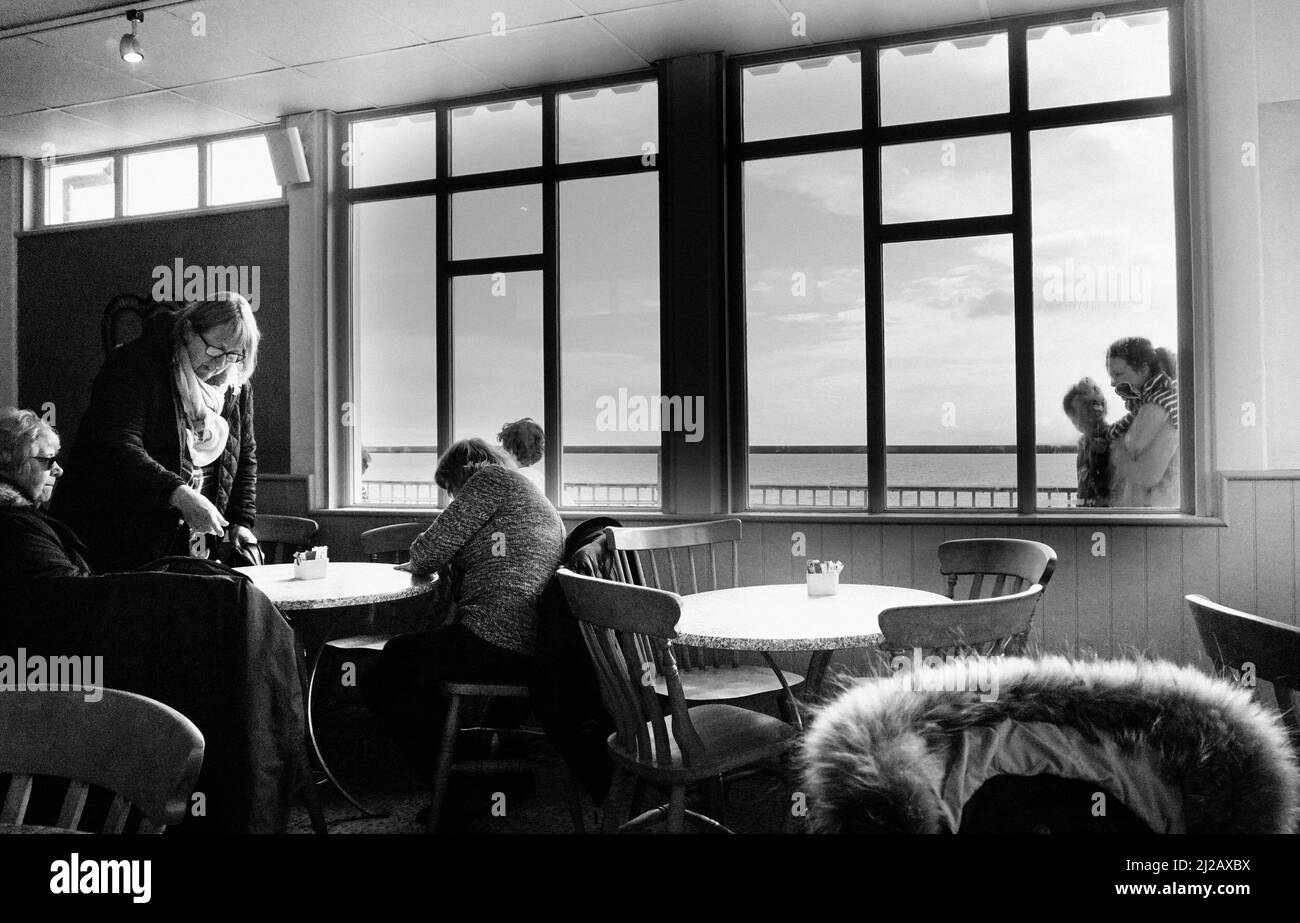 Group women friends in cafe Black and White Stock Photos & Images - Alamy