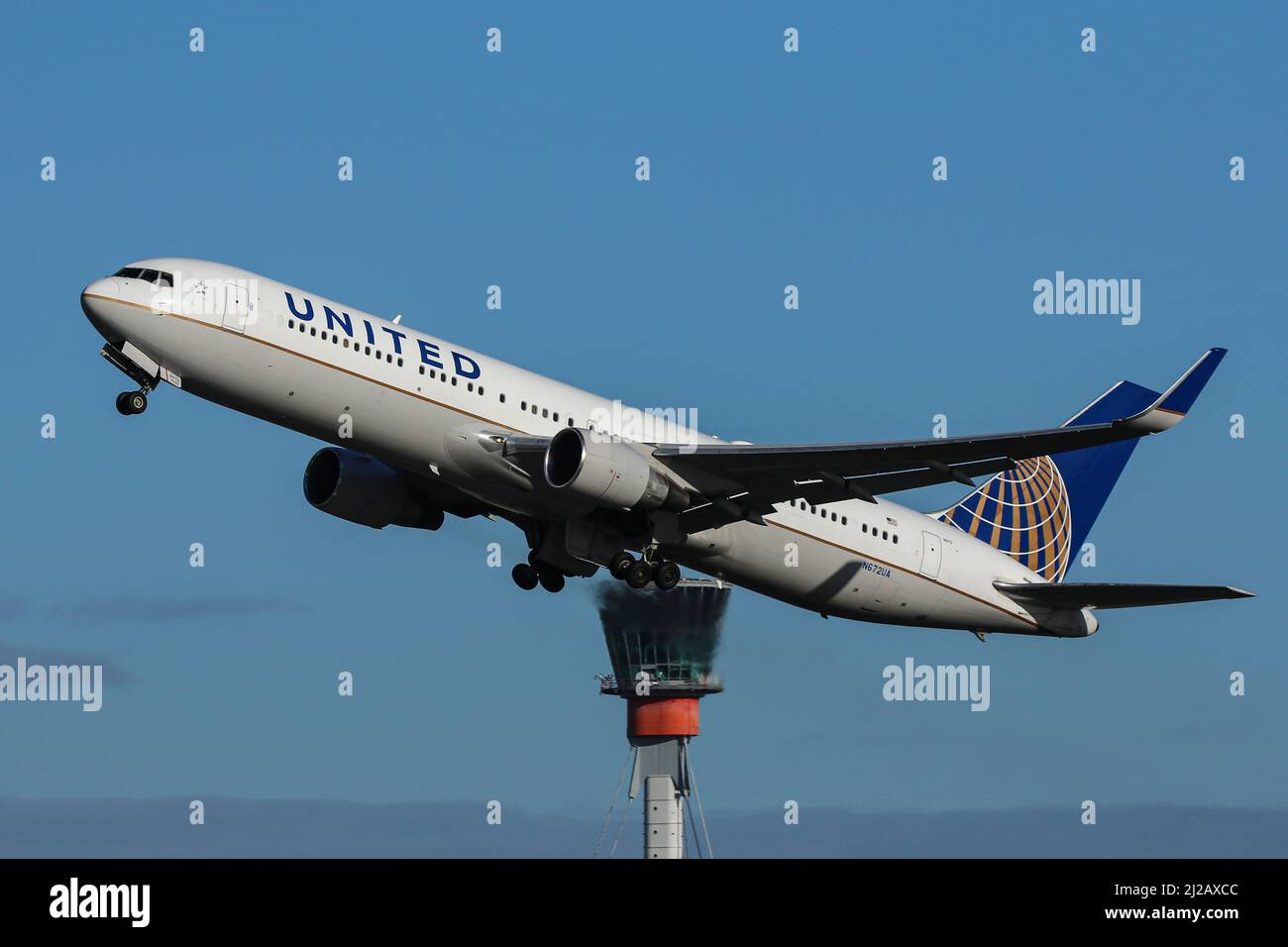 Boeing 767 variant hi-res stock photography and images - Alamy