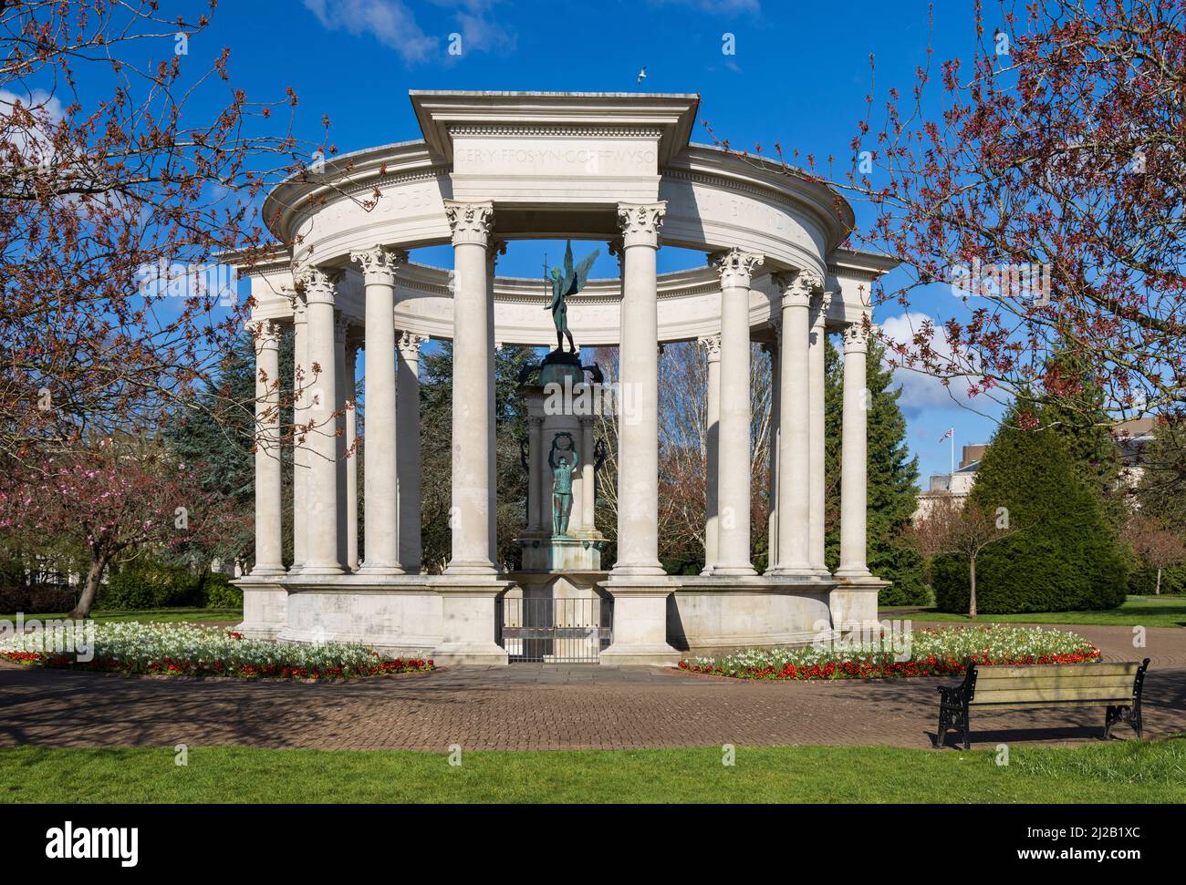 The Welsh National War Memorial in Alexandra Gardens, Cathays Park ...