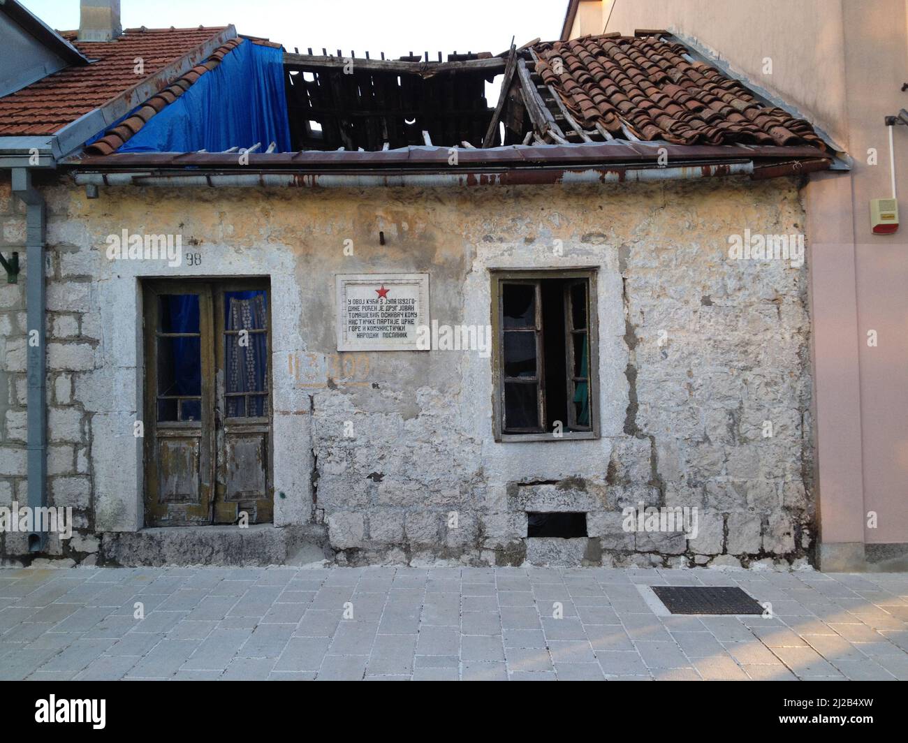 Soviet House ruins Stock Photo - Alamy