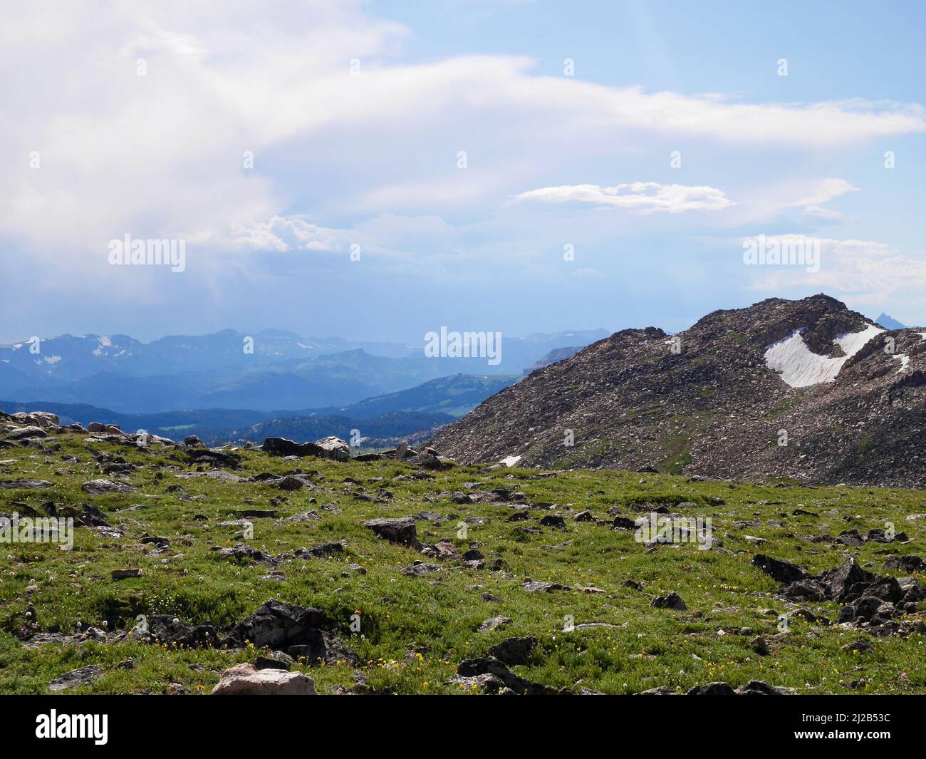 Beartooth pass scenic byway hi-res stock photography and images - Alamy