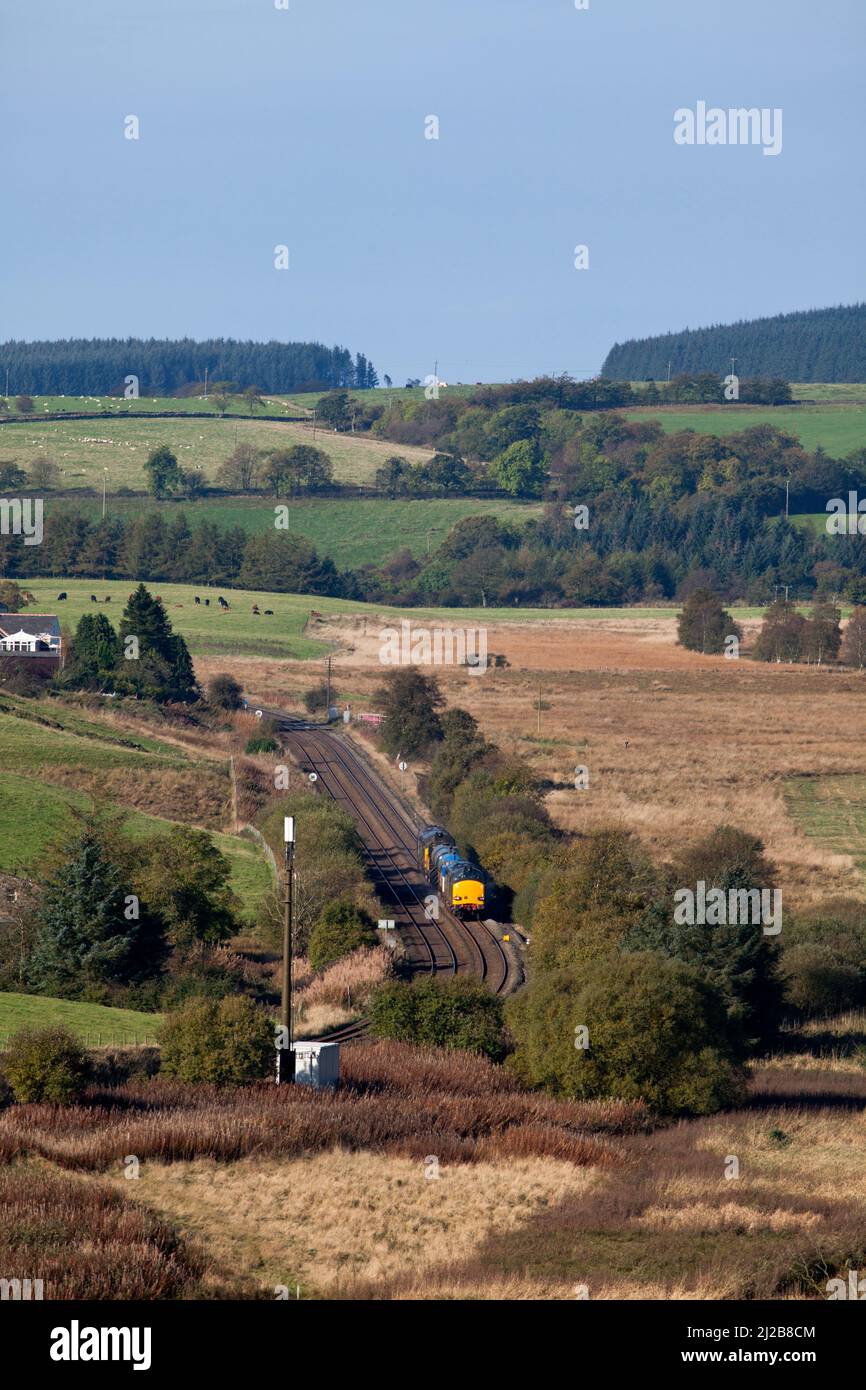 Direct rail Services class 37 diesel locomotive 37612 passing Greenhead ...