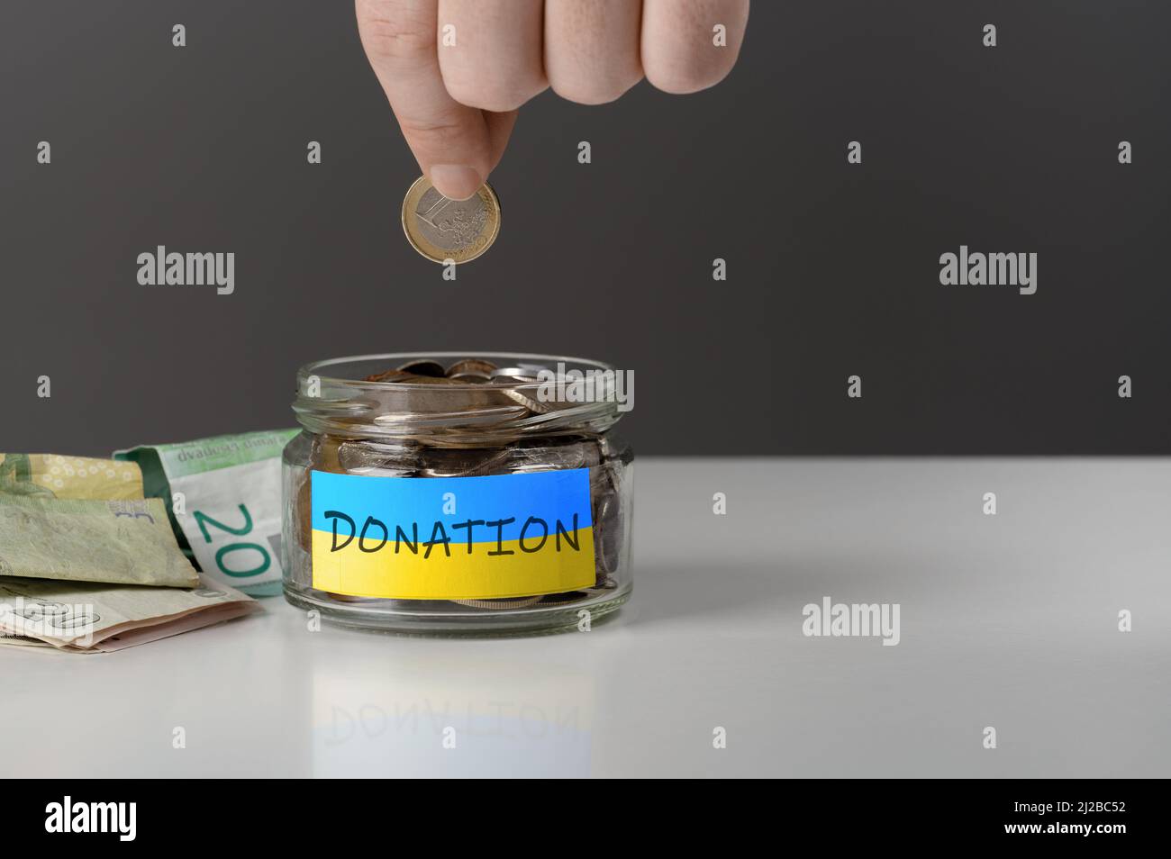 Ukraine war aid hi-res stock photography and images - Alamy