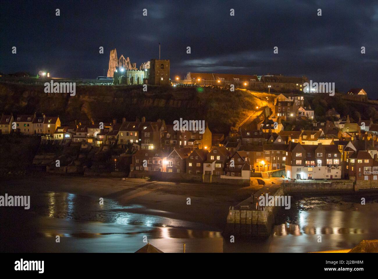 Whitby harbour night lights hi-res stock photography and images - Alamy
