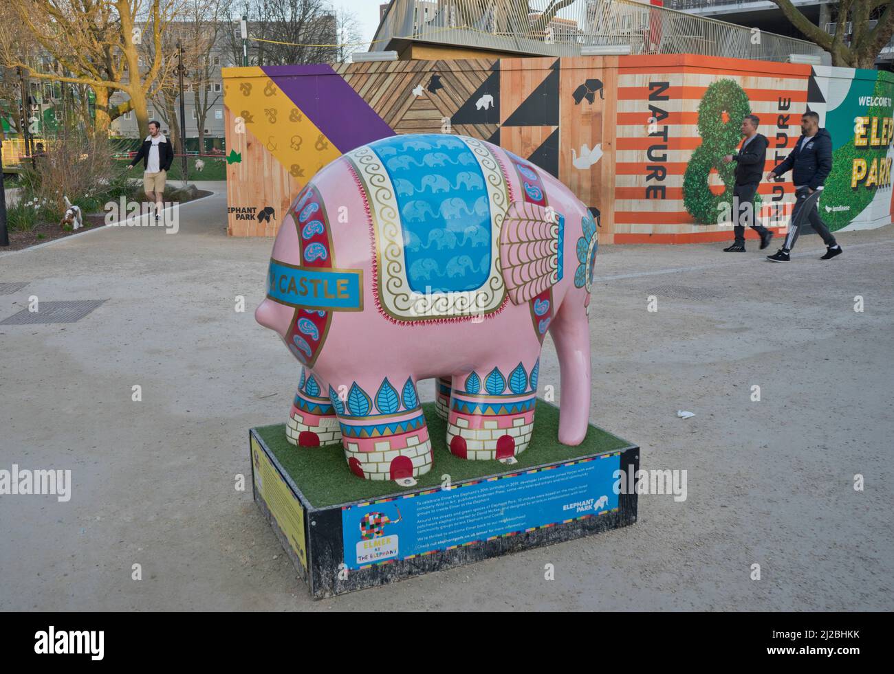 People by the new Elephant Park development as part of regeneration ...