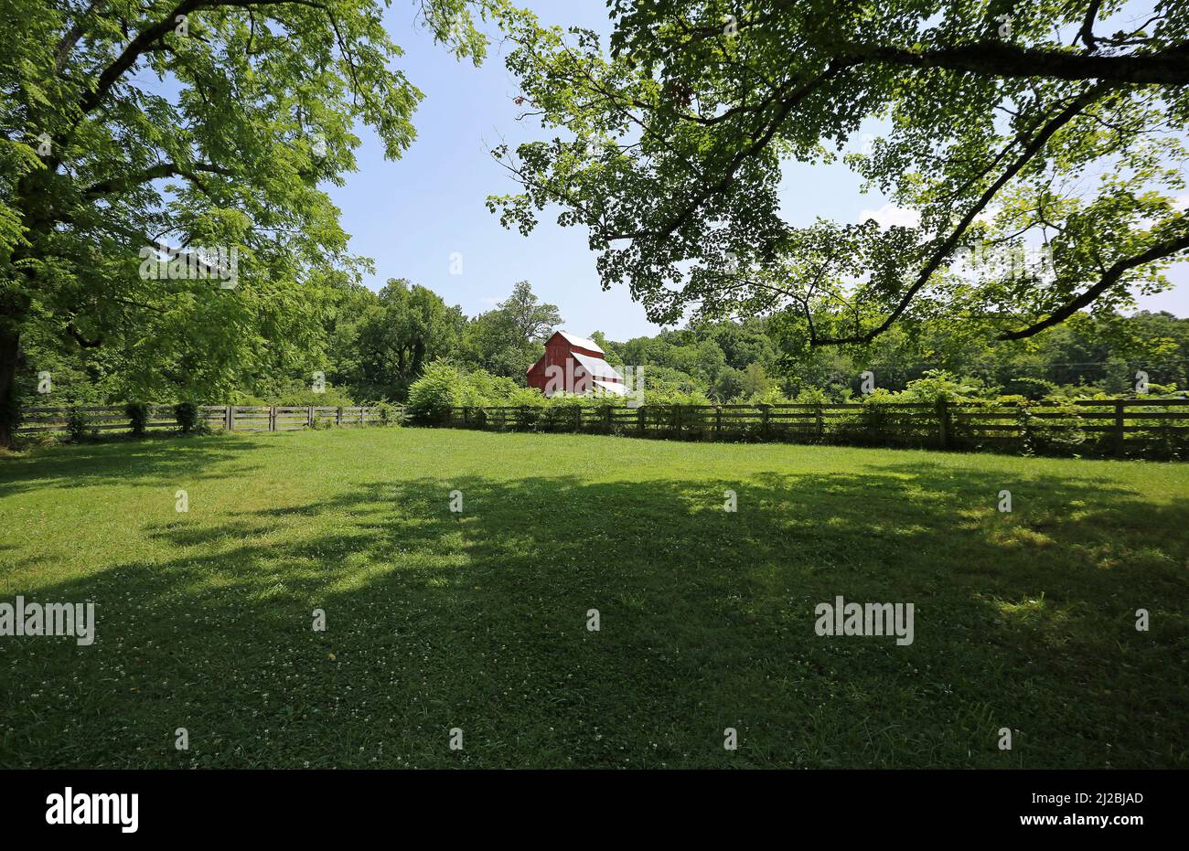 Landscape with the barn - Tennessee Stock Photo - Alamy