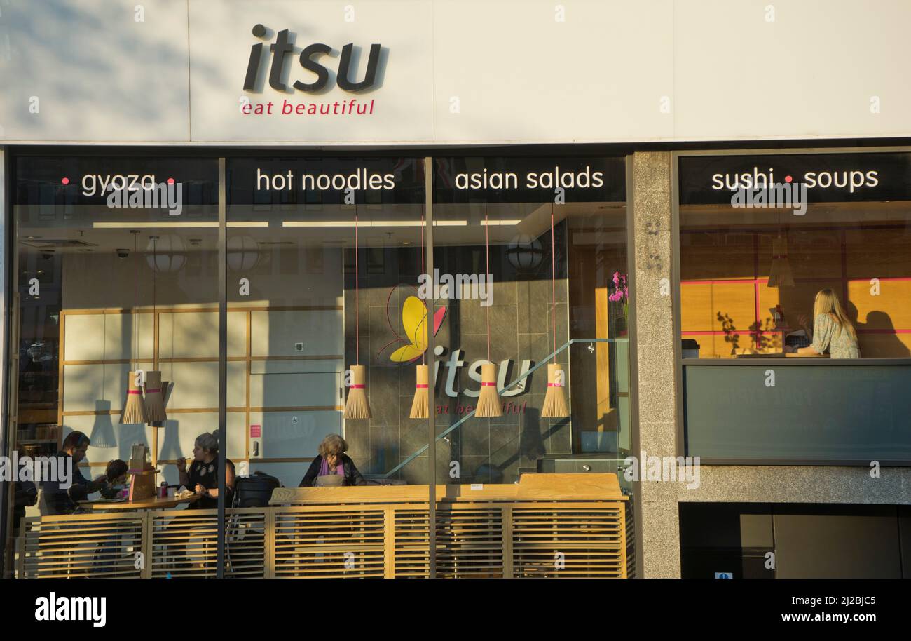 Costumers at a pan Asian Itsu restaurant in London, England,UK Stock ...