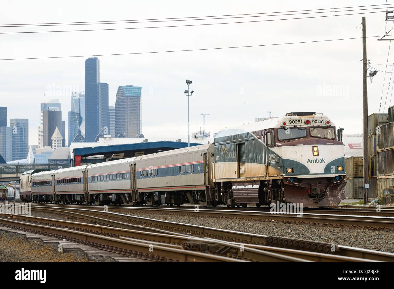 Amtrak cascade hi-res stock photography and images - Alamy