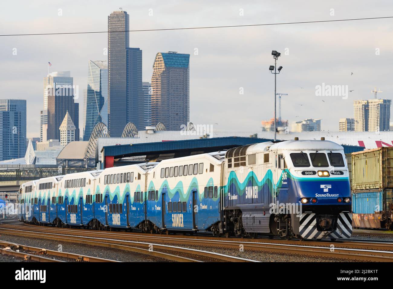 Sounder hi-res stock photography and images - Alamy