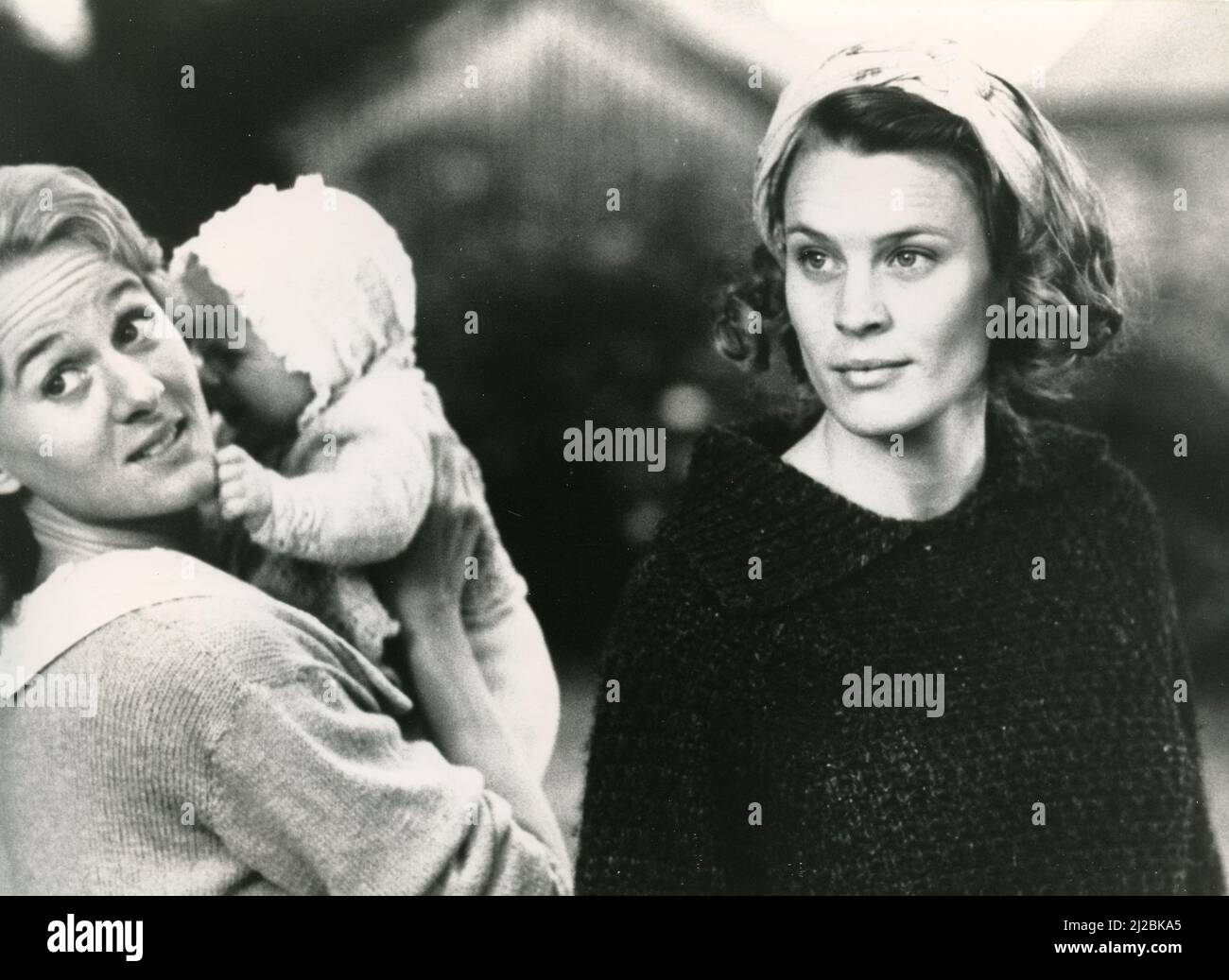 Niamh Cusack High Resolution Stock Photography and Images - Alamy