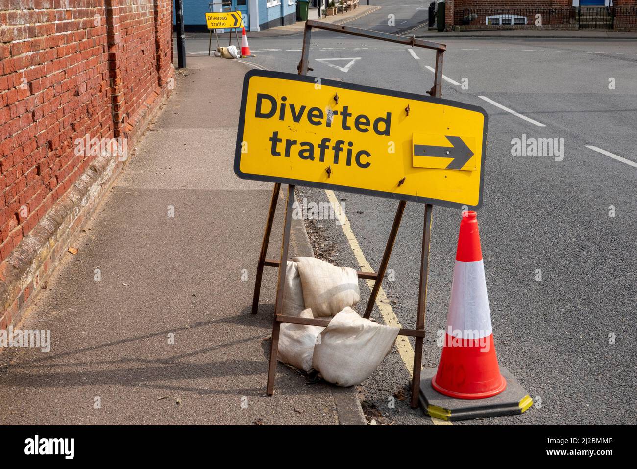 Pavement sidewalk sandbag hi-res stock photography and images - Alamy