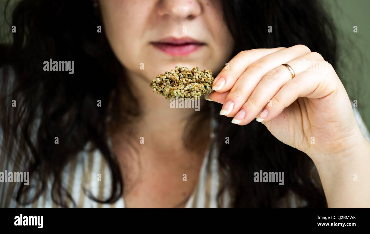 Hand dispensary hi-res stock photography and images - Alamy