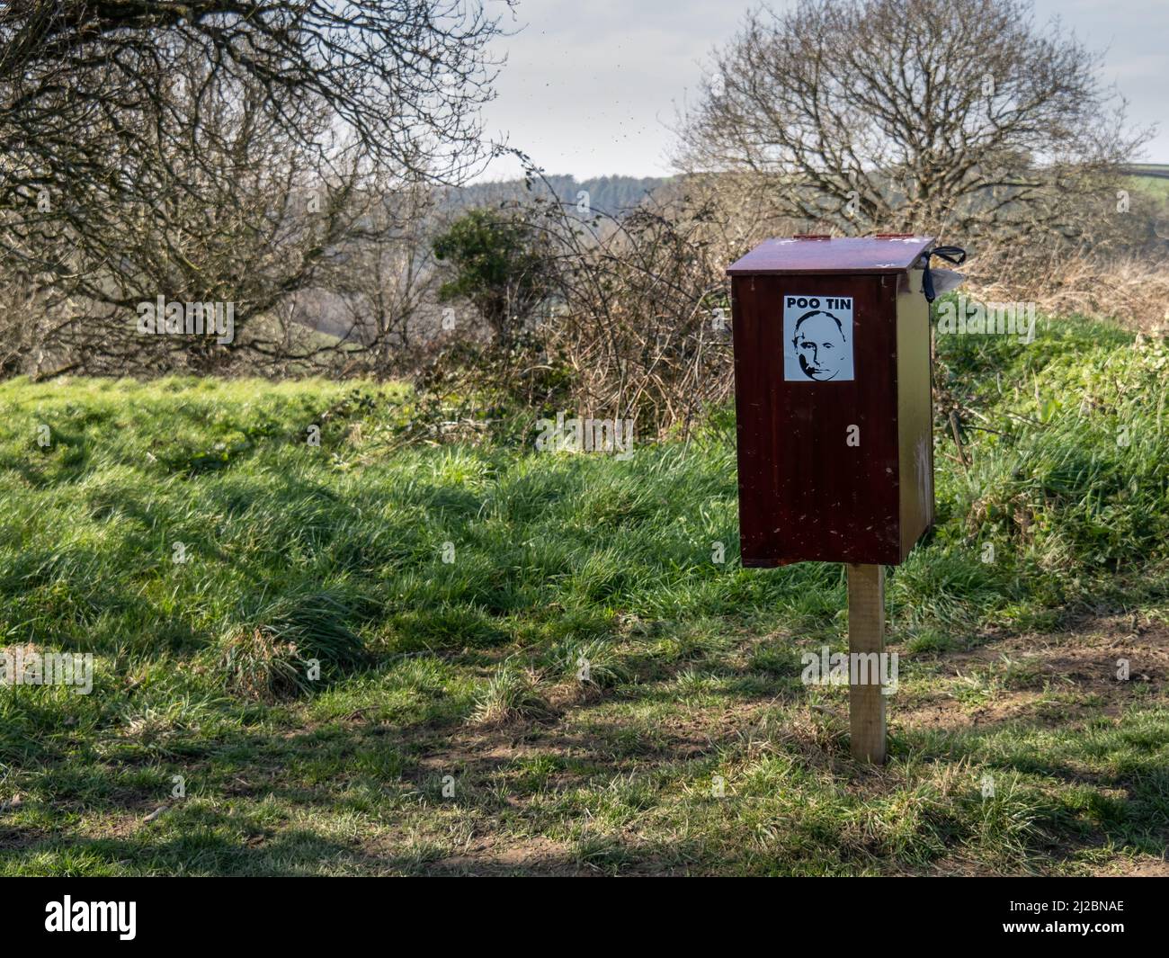 NORTH DEVON, ENGLAND - MARCH 19 2022: Bin for dog waste, poo Stock ...