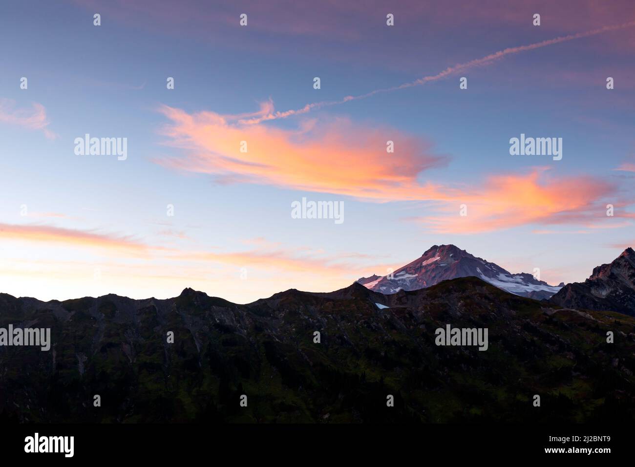 South hills ridgeline trail hi-res stock photography and images - Alamy