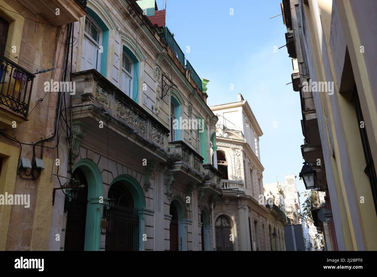 Ancient buildings in Habana Vieja, Cuba Stock Photo - Alamy