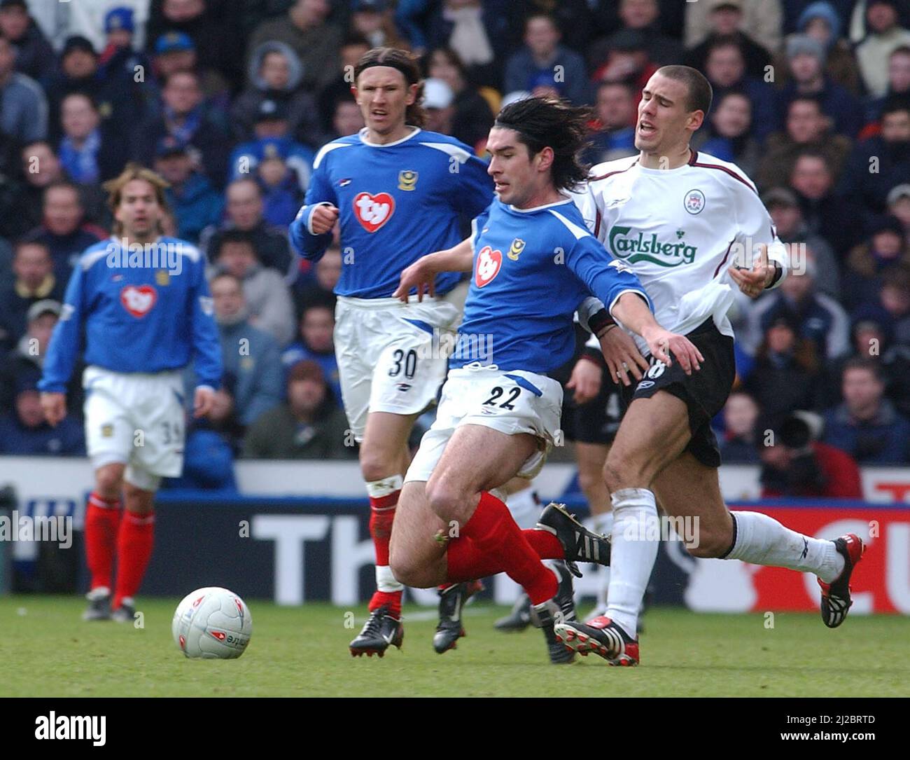 portsmouth v liverpool PORTSMOUTH GOAL HERO RICHARD HUGHES BATTLES WITH ...