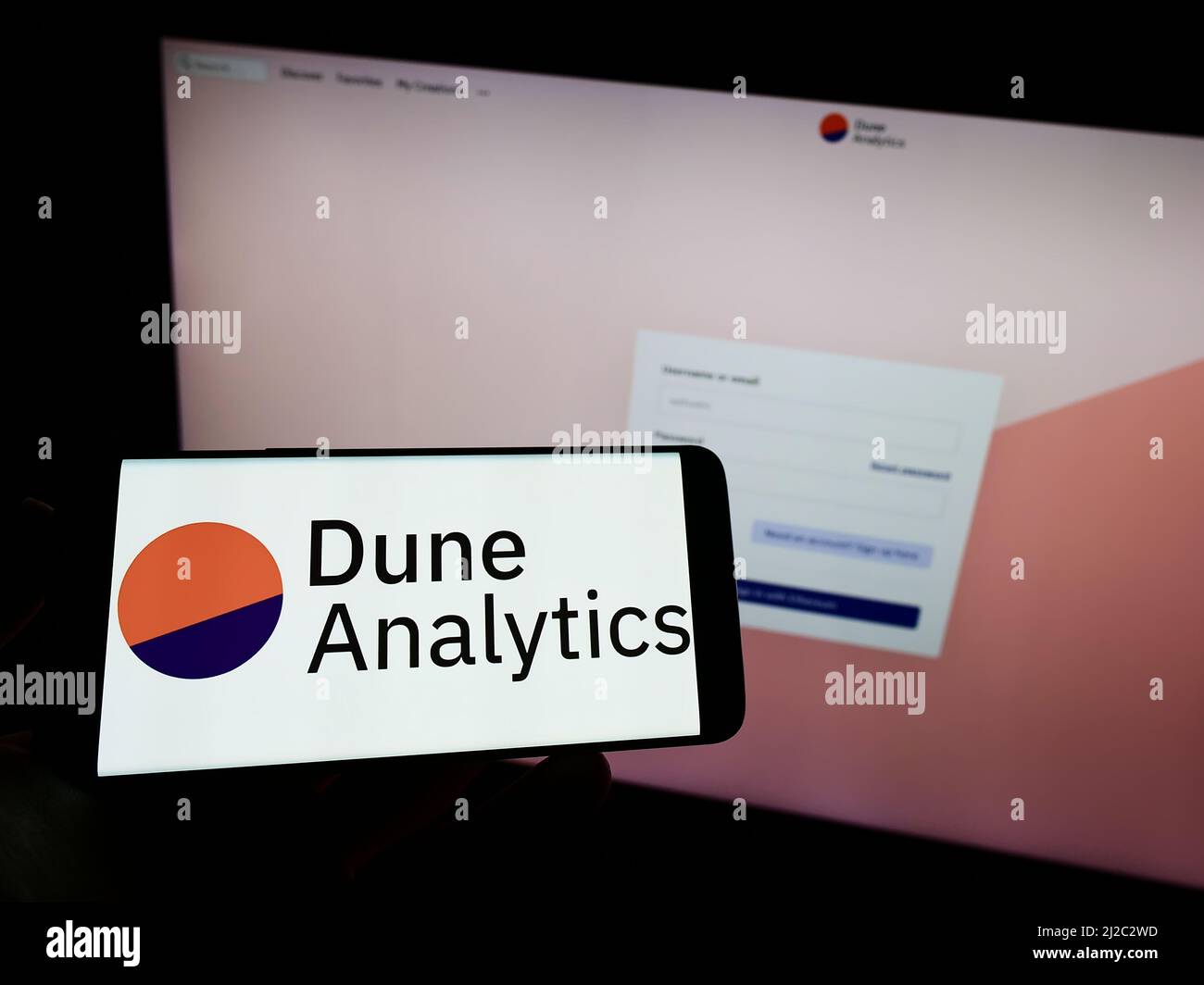 Duneanalytics hi-res stock photography and images - Alamy