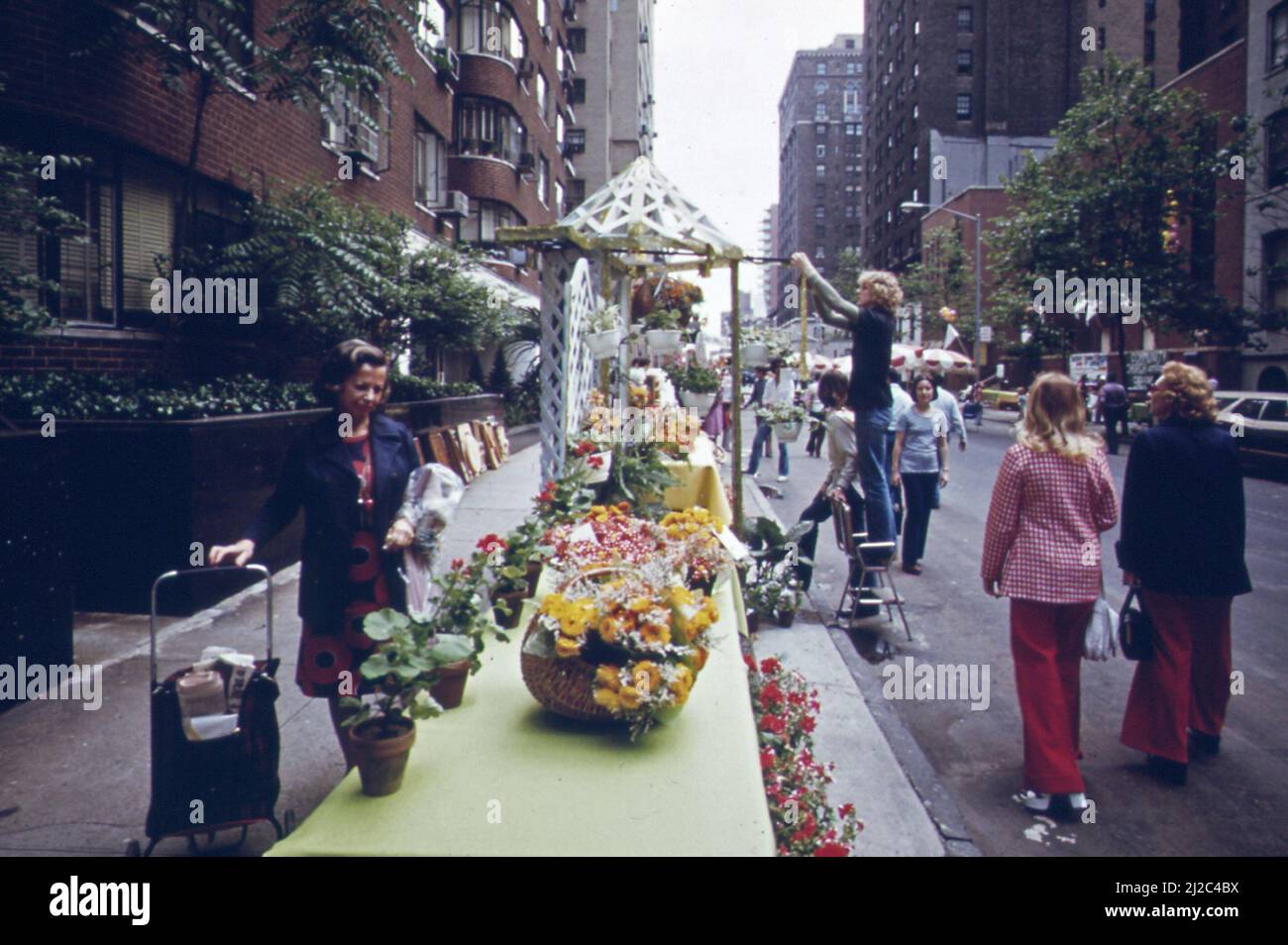 1970s block party hi-res stock photography and images - Alamy