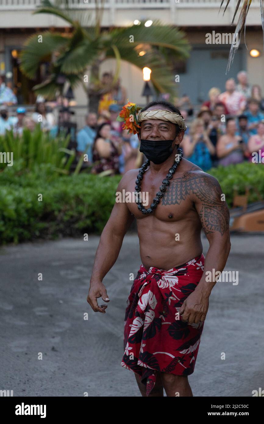 Native Hawaiian performing at a luau Stock Photo - Alamy