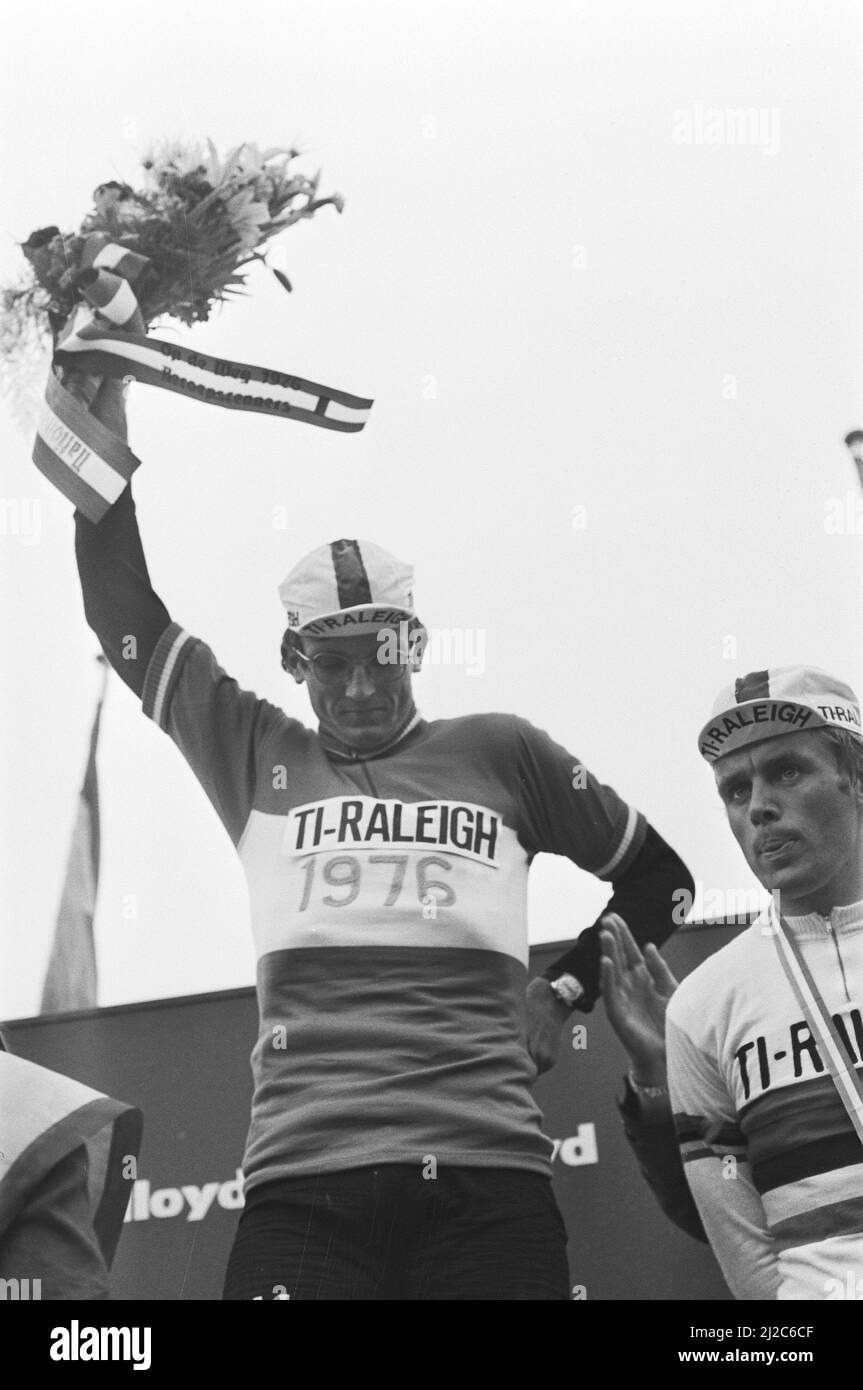 Dutch Championship cycling professionals at Simpelveld, ceremony around ...
