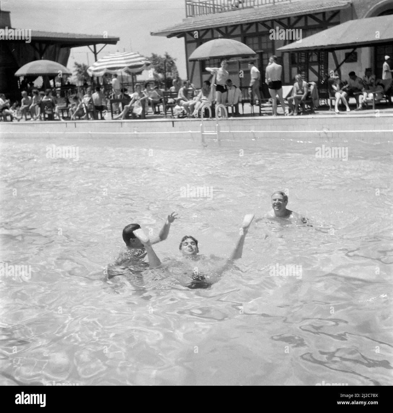 1940's swimming pool Black and White Stock Photos & Images - Alamy