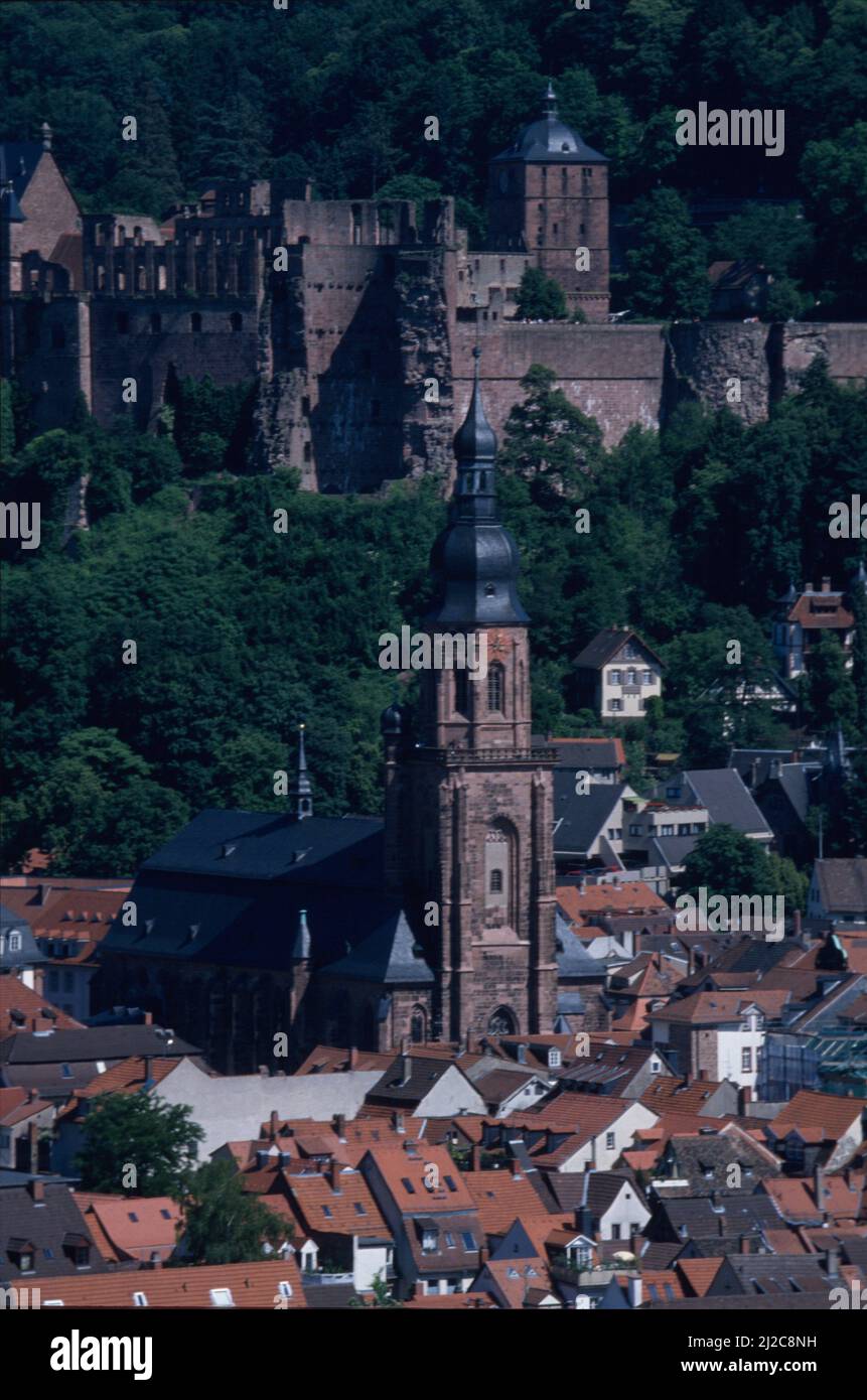 Heidelberg Castle in Heidelberg, Germany July 1995 Stock Photo - Alamy